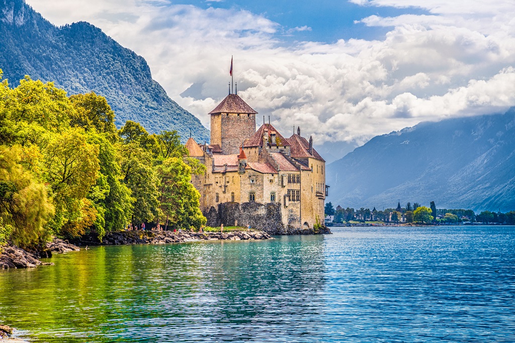 7 lagos incríveis em 7 países » Now Boarding | Viagens e turismo